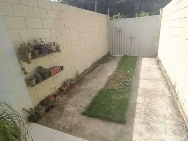 Casa / Sobrado para Venda em Betim/MG Bandeirinhas 3 Quartos