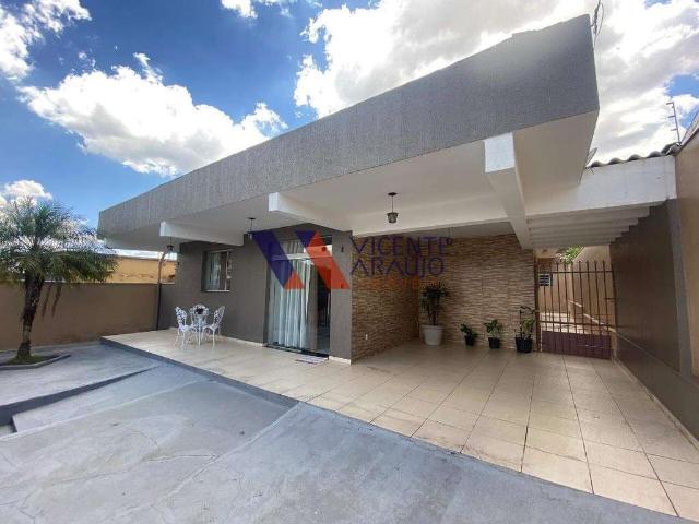 Casa / Sobrado para Venda em Betim/MG Brasiléia 4 Quartos