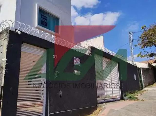Casa / Sobrado para Venda em Betim/MG Brasiléia 3 Quartos