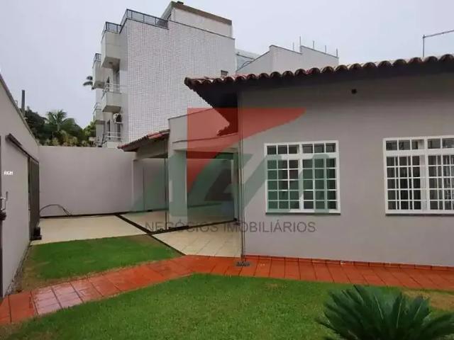 Casa / Sobrado para Venda em Betim/MG Centro 3 Quartos