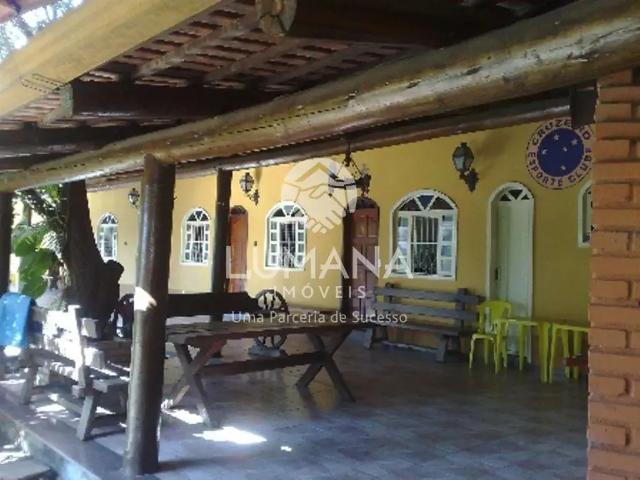 Casa / Sobrado para Venda em Betim/MG Chácara 7 Quartos