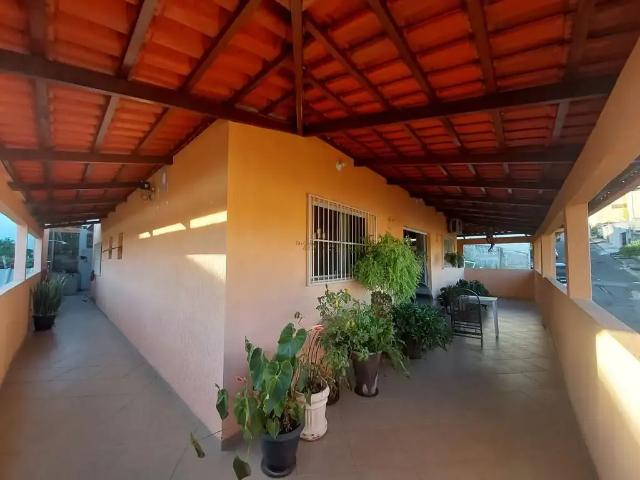 Casa / Sobrado para Venda em Betim/MG Conjunto Habitacional Homero Gil 4 Quartos