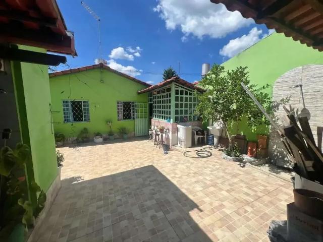 Casa / Sobrado para Venda em Betim/MG Conjunto Habitacional Jalila Conceição Pedrosa 2 Quartos