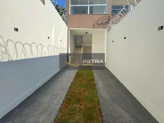 Casa / Sobrado para Venda em Betim/MG Duque de Caxias 3 Quartos