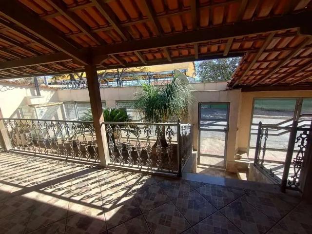 Casa / Sobrado para Venda em Betim/MG Espírito Santo 3 Quartos