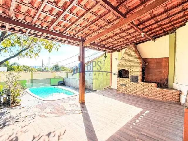Casa / Sobrado para Venda em Betim/MG Espírito Santo 4 Quartos