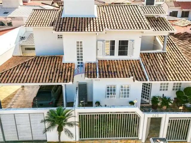 Casa / Sobrado para Venda em Betim/MG Filadélfia 3 Quartos