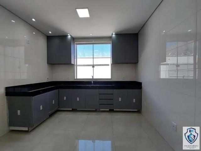 Casa / Sobrado para Venda em Betim/MG Filadélfia 3 Quartos