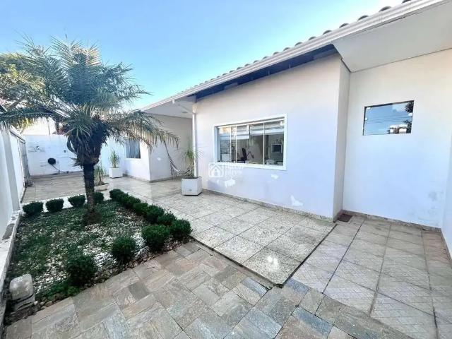 Casa / Sobrado para Venda em Betim/MG Filadélfia 3 Quartos
