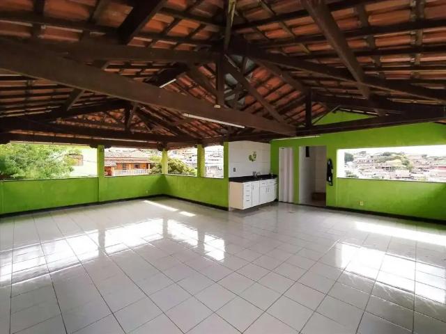 Casa / Sobrado para Venda em Betim/MG Guanabara 3 Quartos
