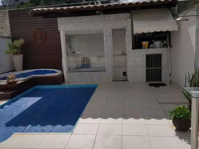 Casa / Sobrado para Venda em Betim/MG Guarujá 3 Quartos