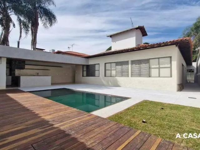Casa / Sobrado para Venda em Betim/MG Guarujá 4 Quartos