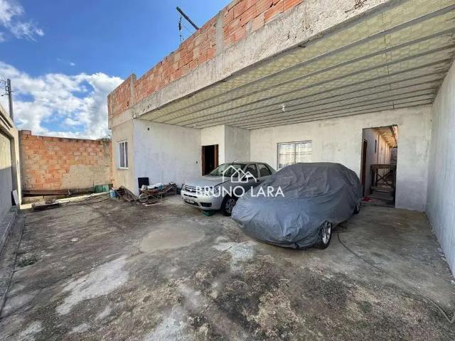 Casa / Sobrado para Venda em Betim/MG Guarujá Mansões 3 Quartos