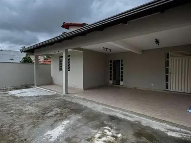 Casa / Sobrado para Venda em Betim/MG Itacolomi 4 Quartos