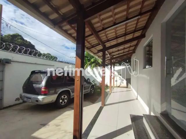 Casa / Sobrado para Venda em Betim/MG Itacolomi 3 Quartos