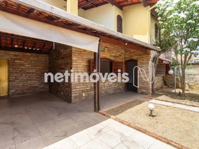 Casa / Sobrado para Venda em Betim/MG Ingá 4 Quartos