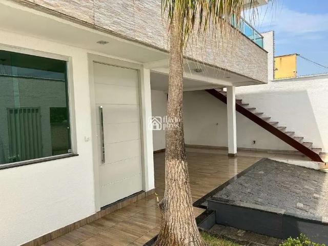 Casa / Sobrado para Venda em Betim/MG Ingá 5 Quartos