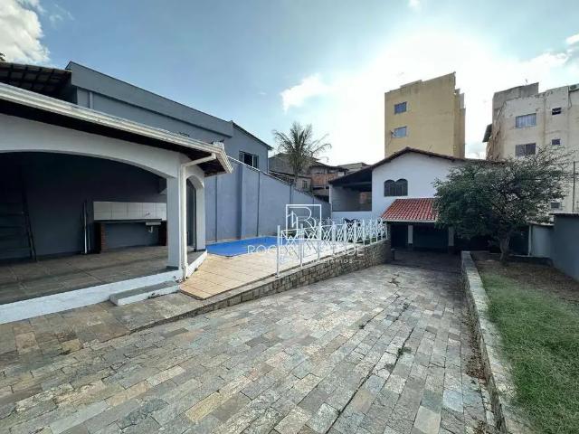 Casa / Sobrado para Venda em Betim/MG Jardim Brasília 3 Quartos