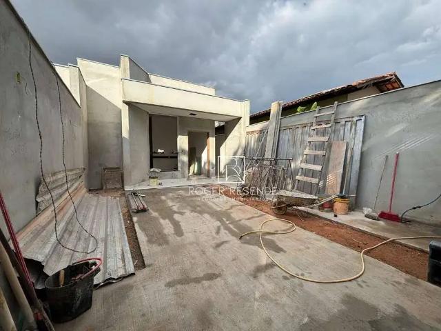 Casa / Sobrado para Venda em Betim/MG Jardim Casa Branca 3 Quartos