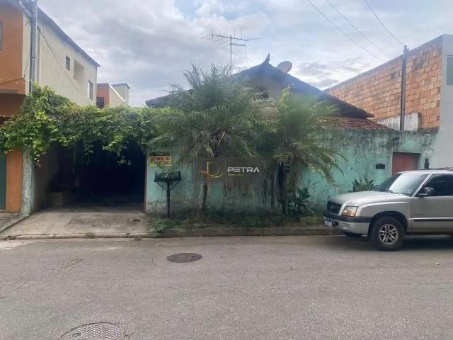 Casa / Sobrado para Venda em Betim/MG Jardim das Alterosas 1ª Seção 3 Quartos