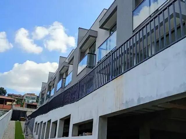 Casa / Sobrado para Venda em Betim/MG Jardim das Alterosas 2ª Seção 2 Quartos