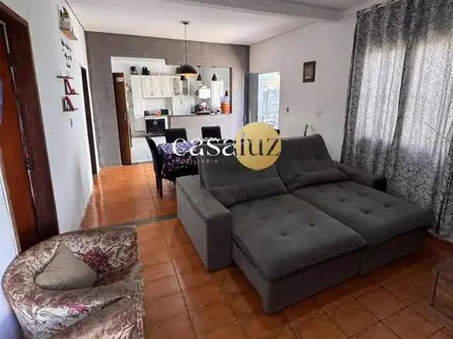 Casa / Sobrado para Venda em Betim/MG Jardim Nazareno 2 Quartos