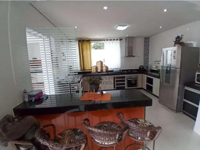 Casa / Sobrado para Venda em Betim/MG Ponte Alta 5 Quartos