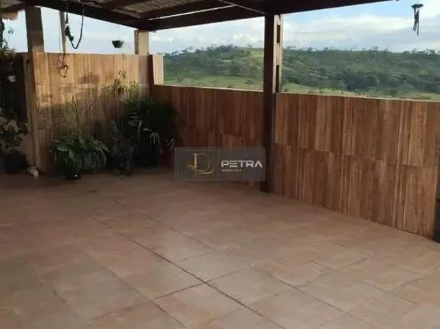 Casa / Sobrado para Venda em Betim/MG Residencial Lagoa 3 Quartos