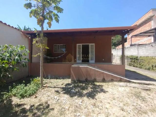 Casa / Sobrado para Venda em Betim/MG São João 3 Quartos