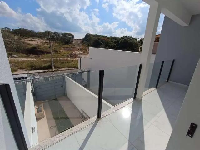Casa / Sobrado para Venda em Betim/MG Santa Fé 3 Quartos