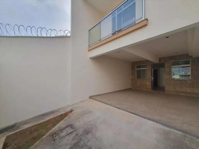 Casa / Sobrado para Venda em Betim/MG Senhora Das Graças 3 Quartos
