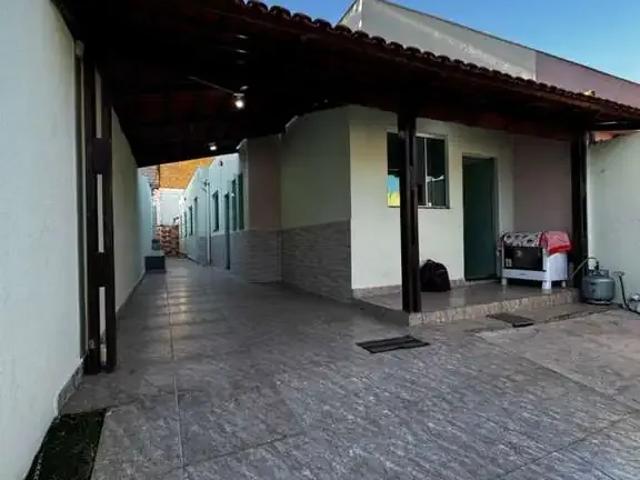 Casa / Sobrado para Venda em Betim/MG Senhora Das Graças 3 Quartos