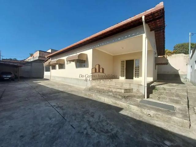 Casa / Sobrado para Venda em Betim/MG Vila das Flores 4 Quartos