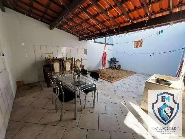 Casa / Sobrado para Venda em Betim/MG Vila das Flores 1 Quartos