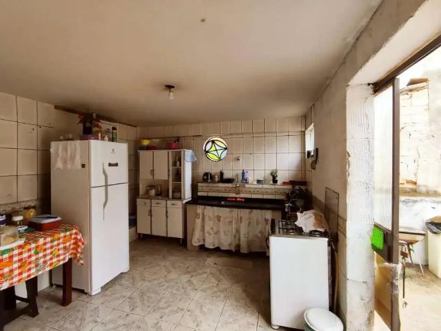 Casa / Sobrado para Venda em Betim/MG Vila Universal 4 Quartos