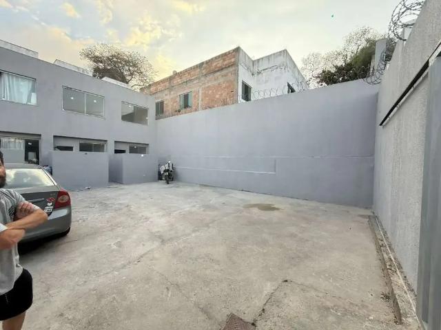 Casa / Sobrado para Venda em Betim/MG Vila Verde 2 Quartos