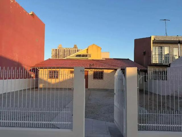 Casa / Sobrado para Venda em Biguaçu/SC Centro 2 Quartos