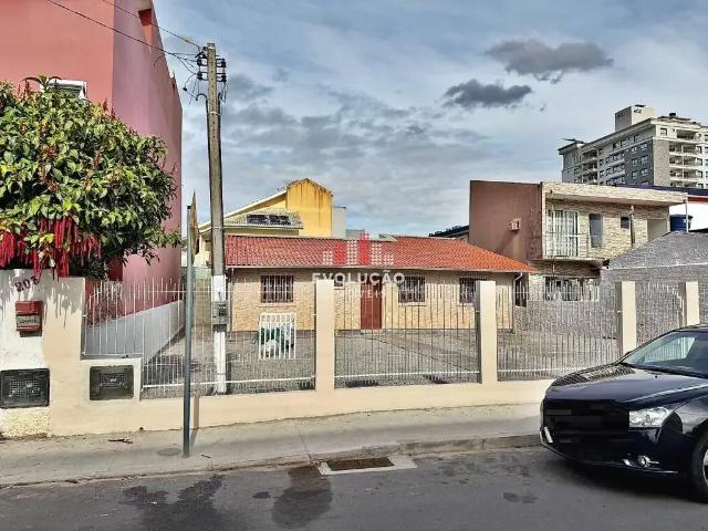 Casa / Sobrado para Venda em Biguaçu/SC Centro 2 Quartos