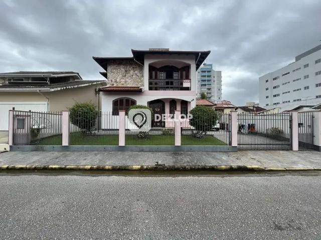 Casa / Sobrado para Venda em Biguaçu/SC Centro 3 Quartos