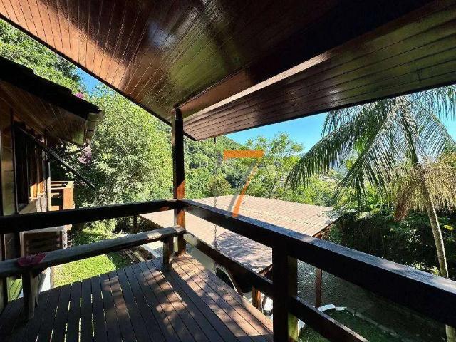 Casa / Sobrado para Venda em Biguaçu/SC Boa Vista 4 Quartos