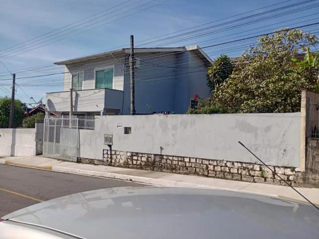 Casa / Sobrado para Venda em Biguaçu/SC Bom Viver 4 Quartos