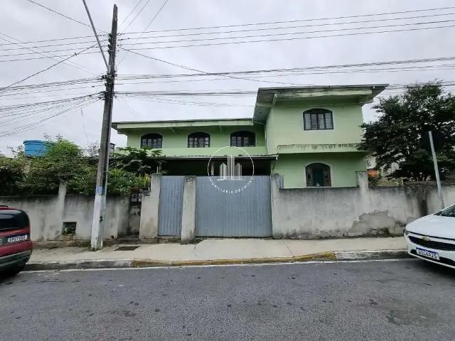 Casa / Sobrado para Venda em Biguaçu/SC Bom Viver 5 Quartos