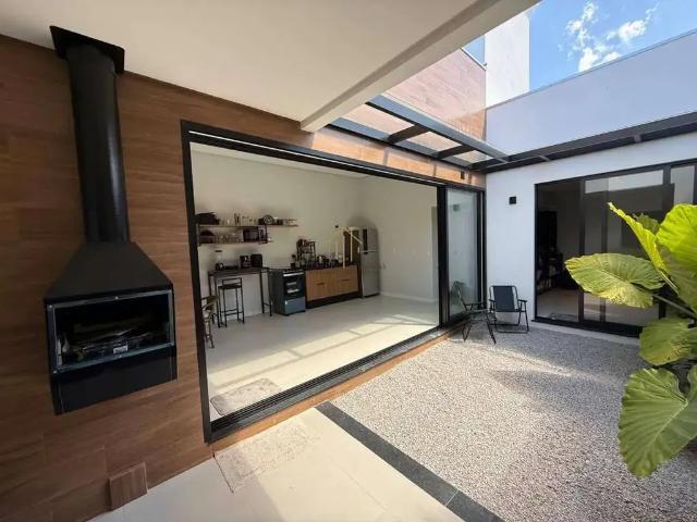 Casa / Sobrado para Venda em Biguaçu/SC Beira Rio 2 Quartos