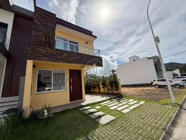 Casa / Sobrado para Venda em Biguaçu/SC Beira Rio 3 Quartos