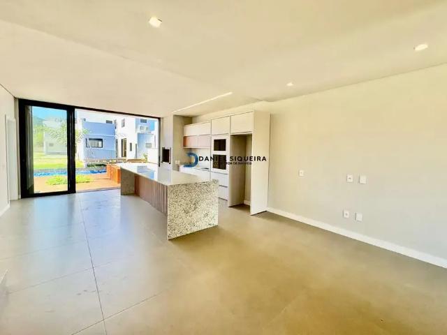 Casa / Sobrado para Venda em Biguaçu/SC Deltaville 3 Quartos
