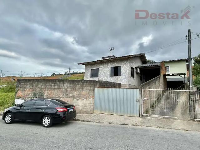 Casa / Sobrado para Venda em Biguaçu/SC Fundos 7 Quartos