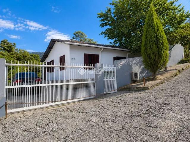Casa / Sobrado para Venda em Biguaçu/SC Saudade 2 Quartos