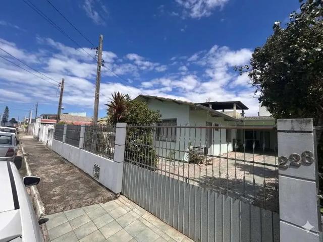 Casa / Sobrado para Venda em Biguaçu/SC Prado de Baixo 3 Quartos