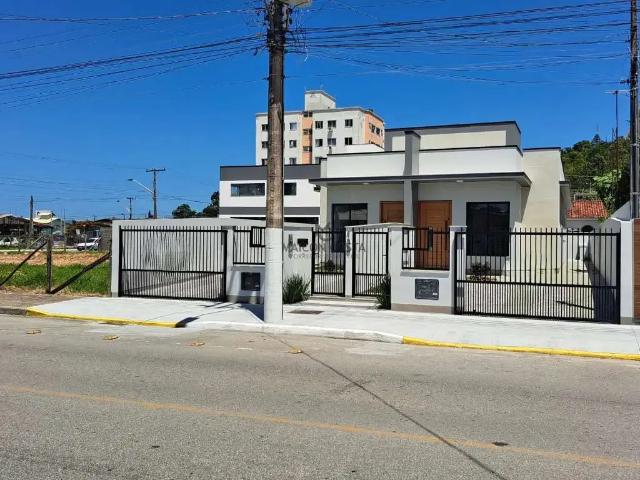 Casa / Sobrado para Venda em Biguaçu/SC Rio Caveiras 3 Quartos