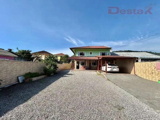 Casa / Sobrado para Venda em Biguaçu/SC Rio Caveiras 3 Quartos
